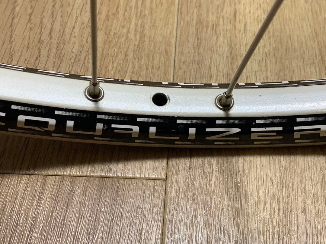 26インチMTBフロントホイール中古