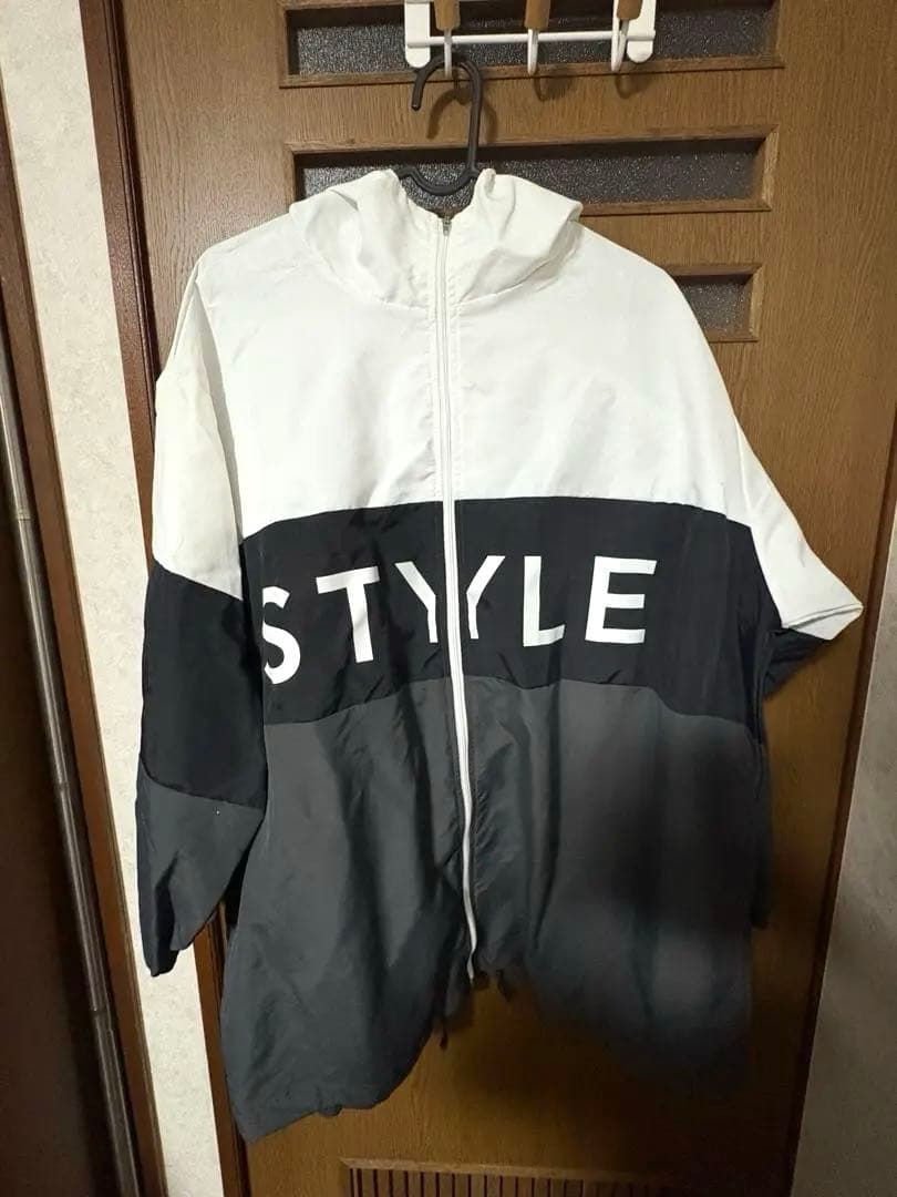 D&E ウニョク STYLE ウィンドブレーカー