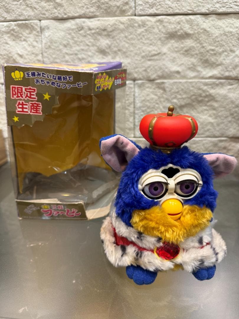 TOMY トミー Furby ファービー 王様 中古品 ４体セット
