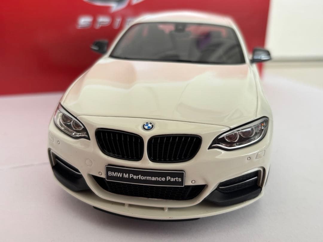  M235i F22 Mパフォエアロ ミニカー GT Spirit1/18