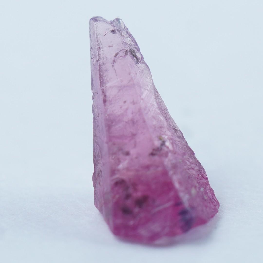 ウインザサファイア　結晶　タンザニア産