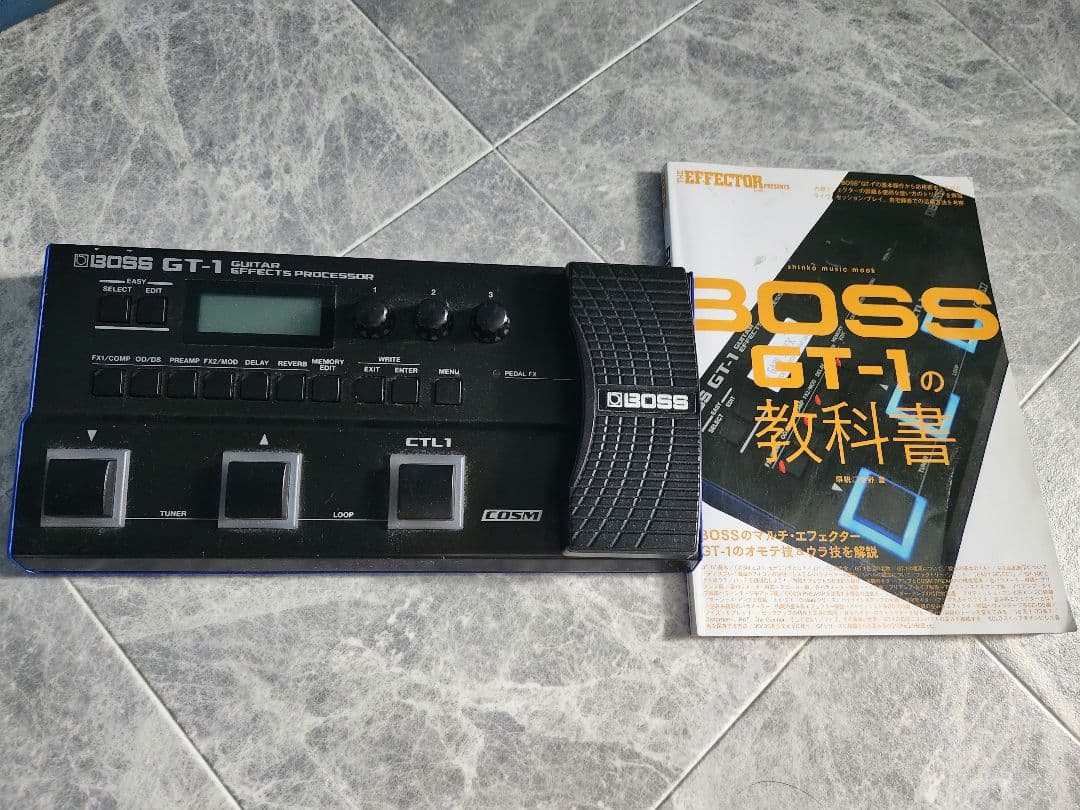 BOSS GT-1 デジタルギターエフェクター