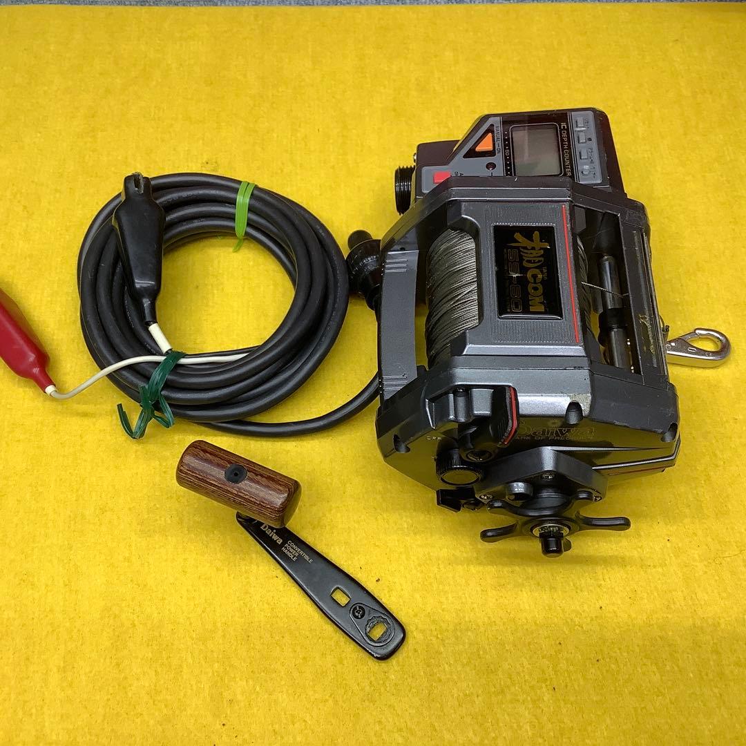 Daiwa 棚COM SSー80 電動リール 動作品 ワイヤー巻いてあります。
