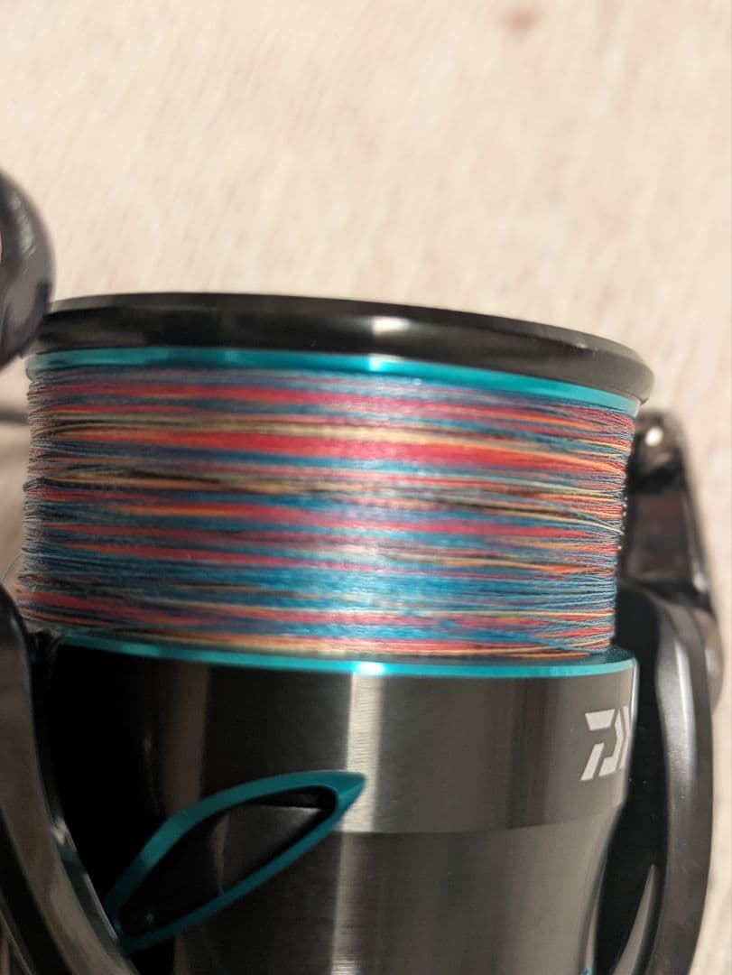 Daiwa Emeraldas AIR FC LT2500S スピニングリール