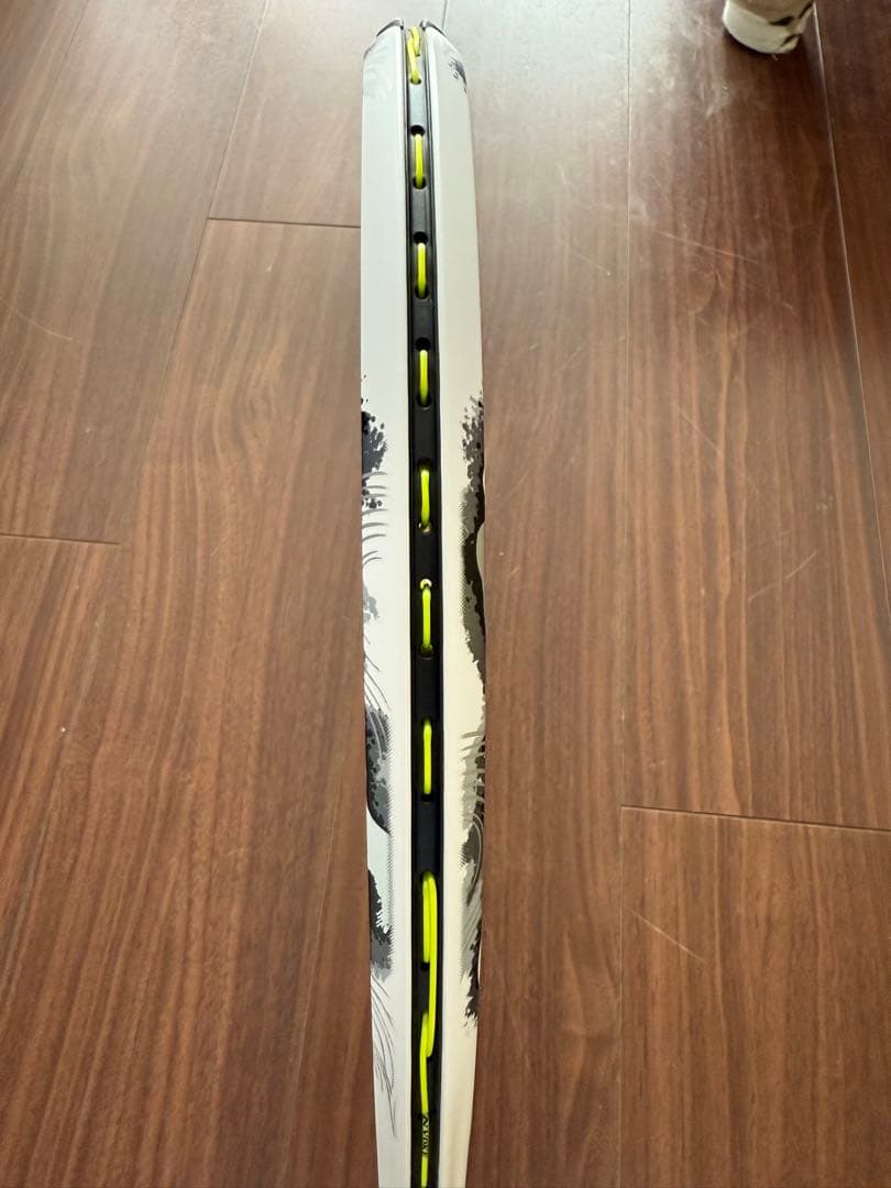 ⭐︎お値下げ中⭐︎YONEX VOLTRAGE テニスラケット UL2