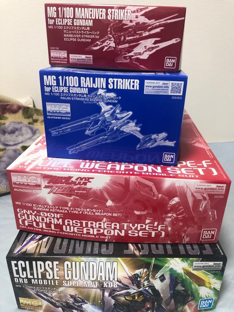 MG 1/100 ECLIPSE GUNDAMモデルキット4点セット
