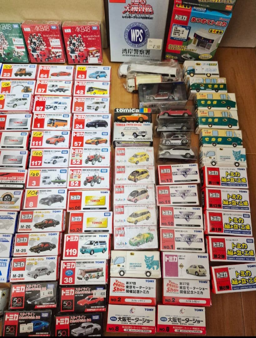 TOMICA　トミカ　まとめ売り　約１００台