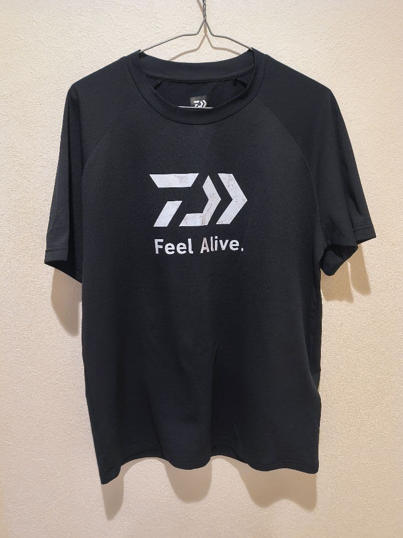 Daiwa ブラック Tシャツ サングラス キャップ付き