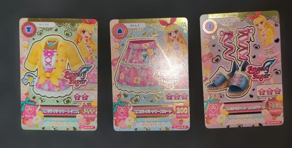 アイカツ　スプリングシャワーコーデ 排出いちご版+プロモまどか版　未開封