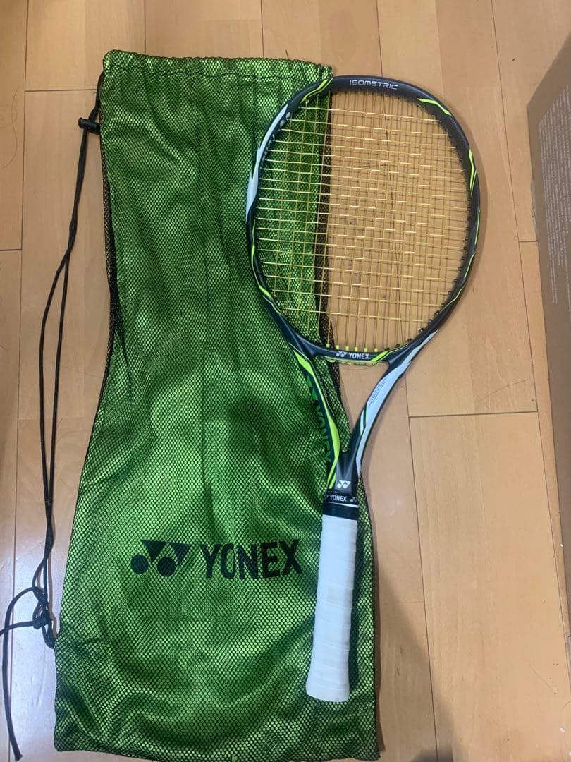 YONEX ヨネックスEZONE DR100 ラケットケース付き