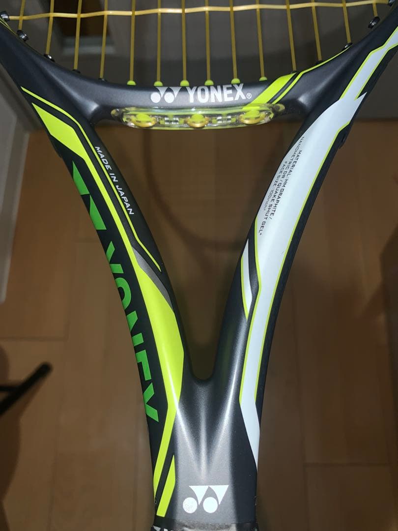 YONEX ヨネックスEZONE DR100 ラケットケース付き