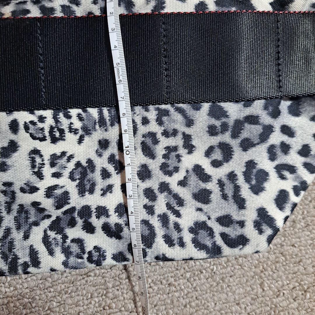 BRIEFING ヒョウ柄ラウンドバッグ