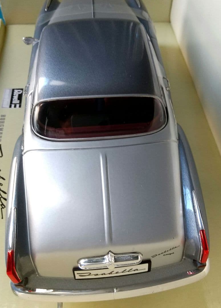 1/18 BORGWARD イサベラ・クーペ