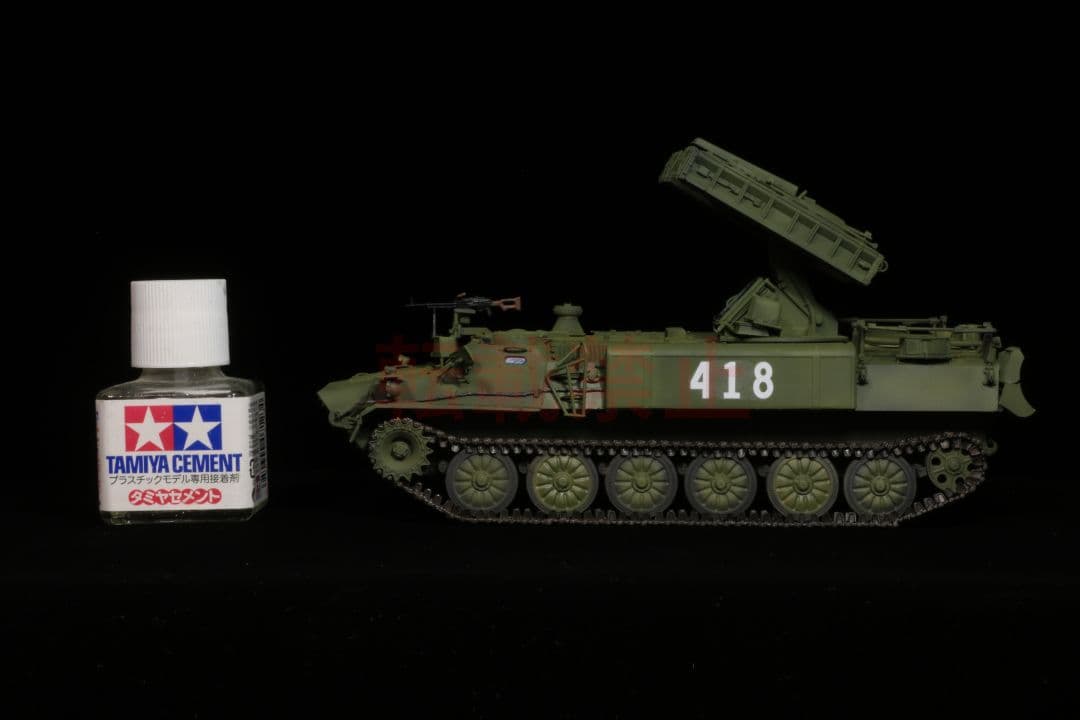 【完成品】 1/35 ソビエト軍 ストレラ10 プラモデル トランペッター