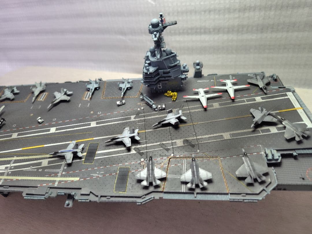 1/700 航空母艦 CVN-78 ジェラルド・R・フォード