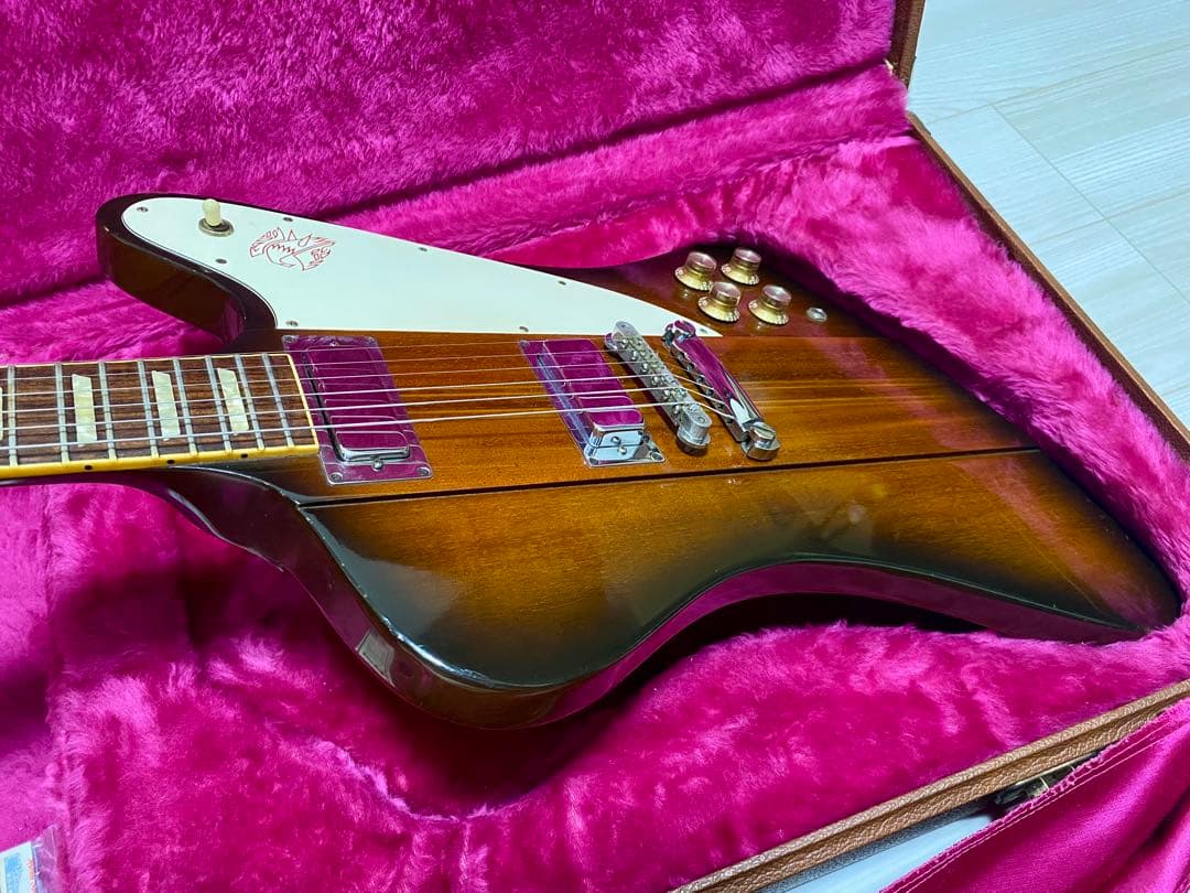 本日終了‼️　Gibson firebird タバコサンバースト　90年代