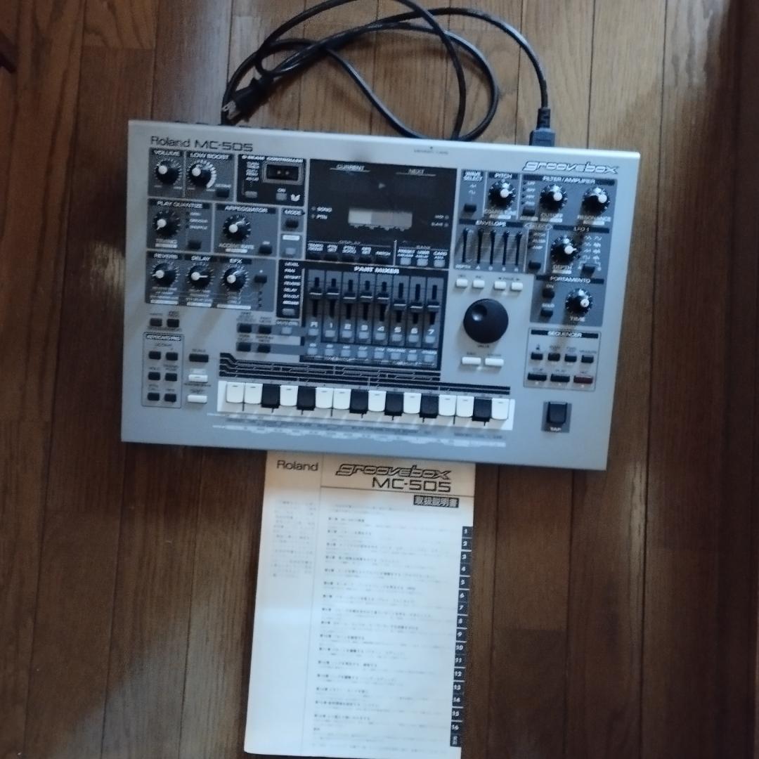【ジャンク品】Roland MC-505 Groovebox リズムマシン