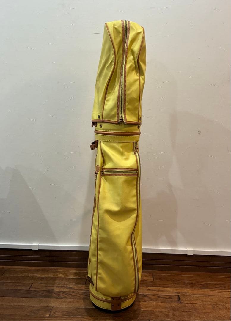 ゴルフバッグ・ゴルフキャディバッグ　カバー付トラサルディ　黄色