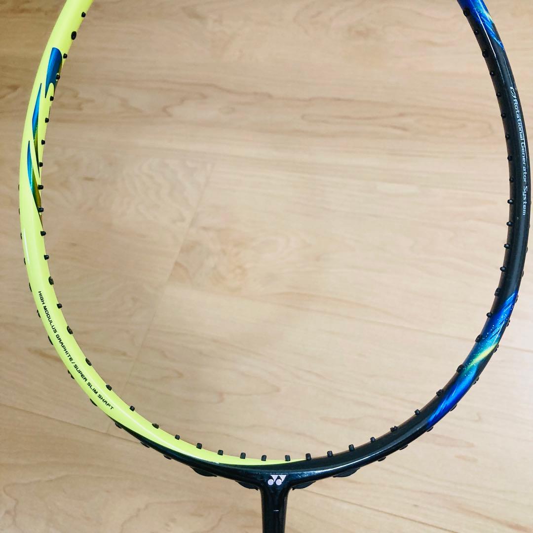 【匿名配送】★超美品★ASTOROX77 YONEX 4u G5 廃盤カラー