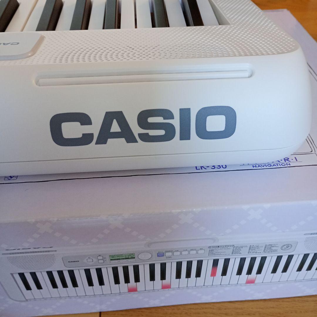 光ナビゲーションキーボード　CASIO LK-330　電子ピアノ