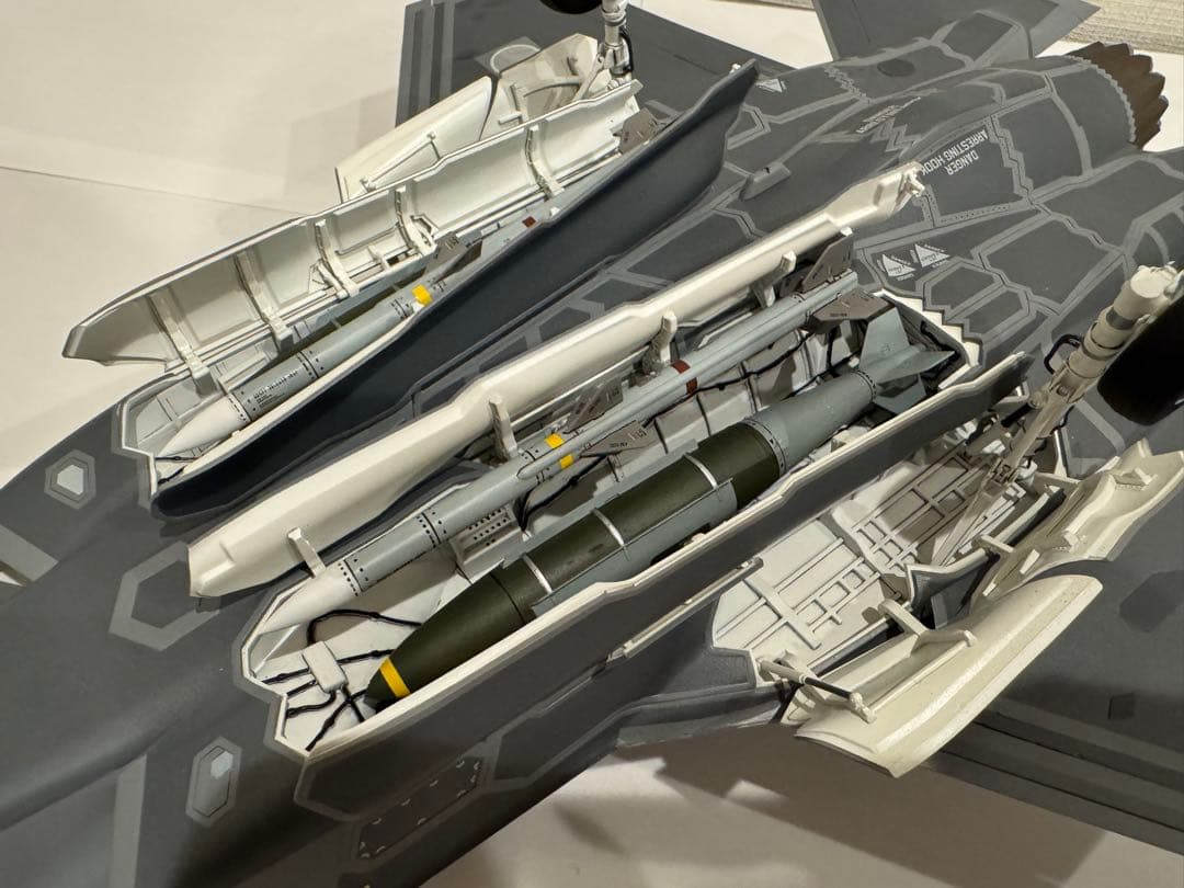 タミヤ　航空自衛隊　F-35A 1/32完成品