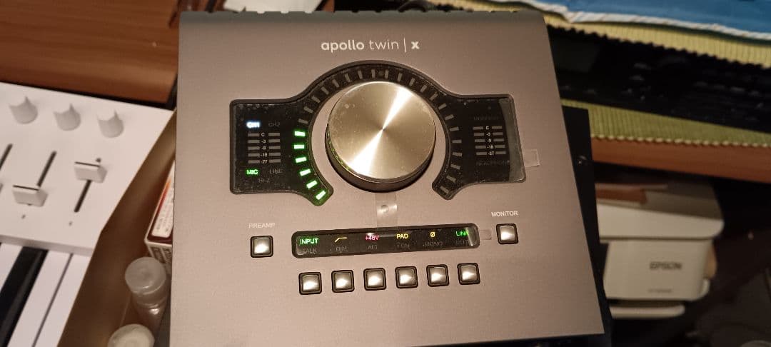 新中古　Apollo Twin X usbオーディオインターフェイス　UA