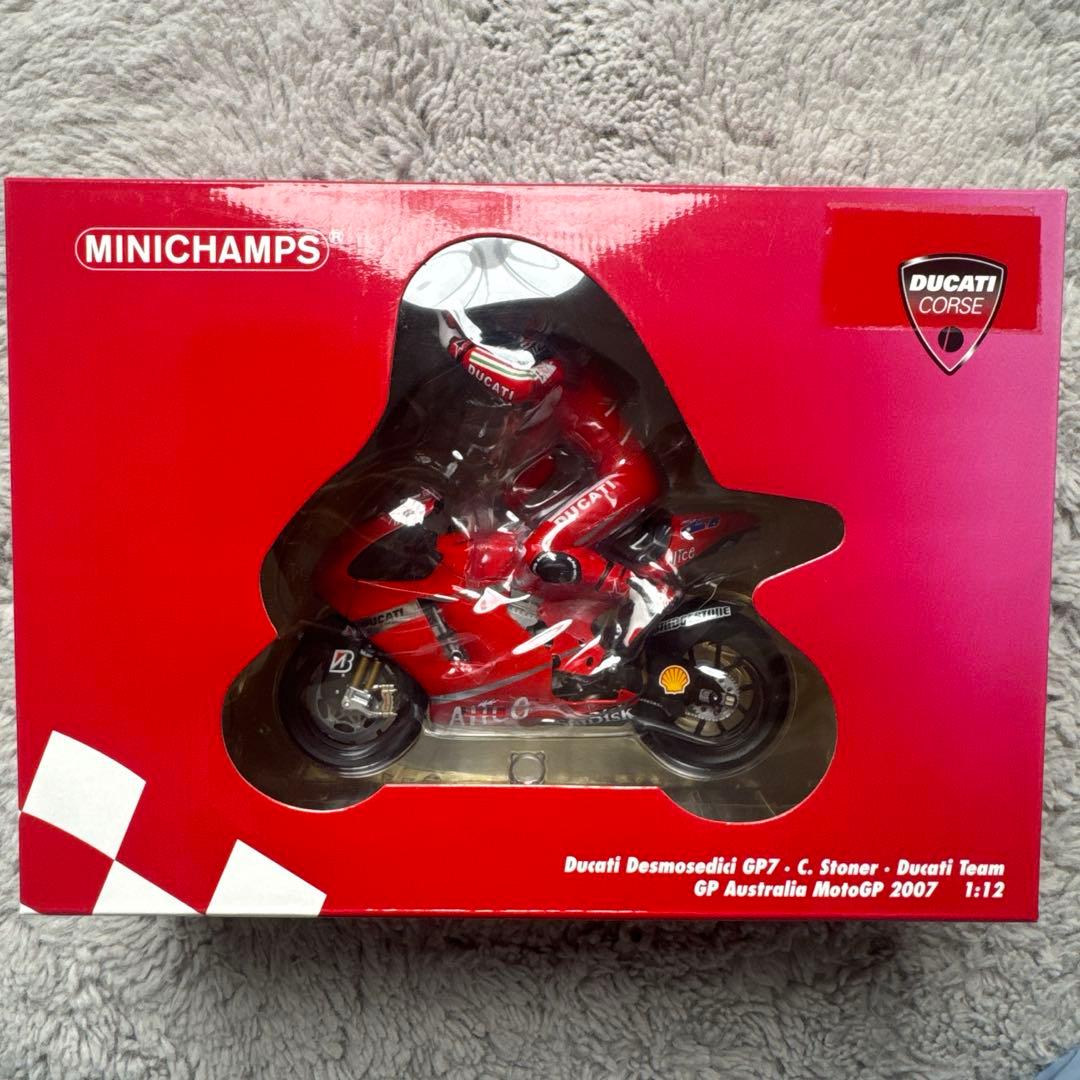 ミニカー MINICHAMPS Ducati Desmosedici GP7 1/12