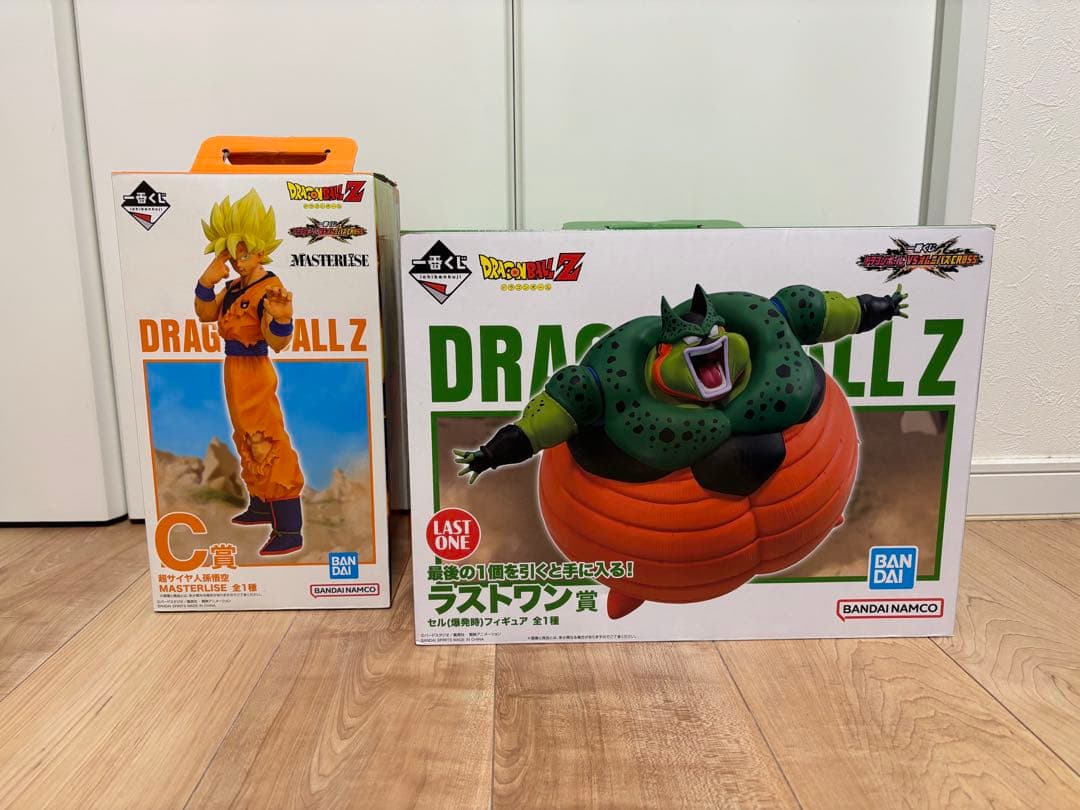 ドラゴンボールZ 超サイヤ人孫悟空 & セル フィギュアセット