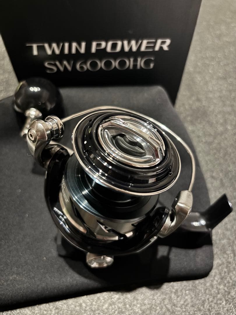 21TWIN POWER SW6000HG スピニングリール