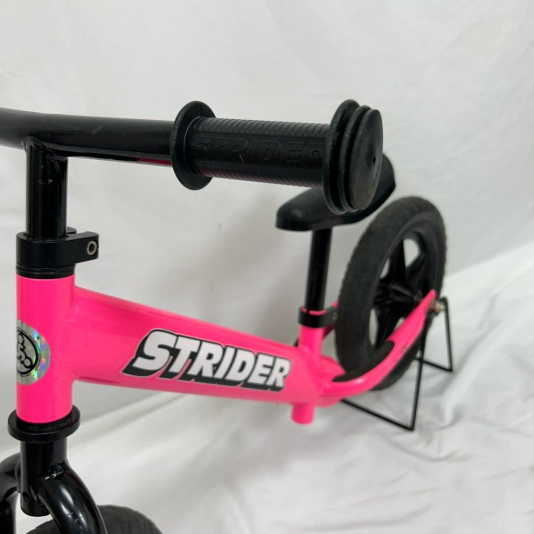 ストライダー 12インチ ピンク スタンド付き STRIDER キックバイク