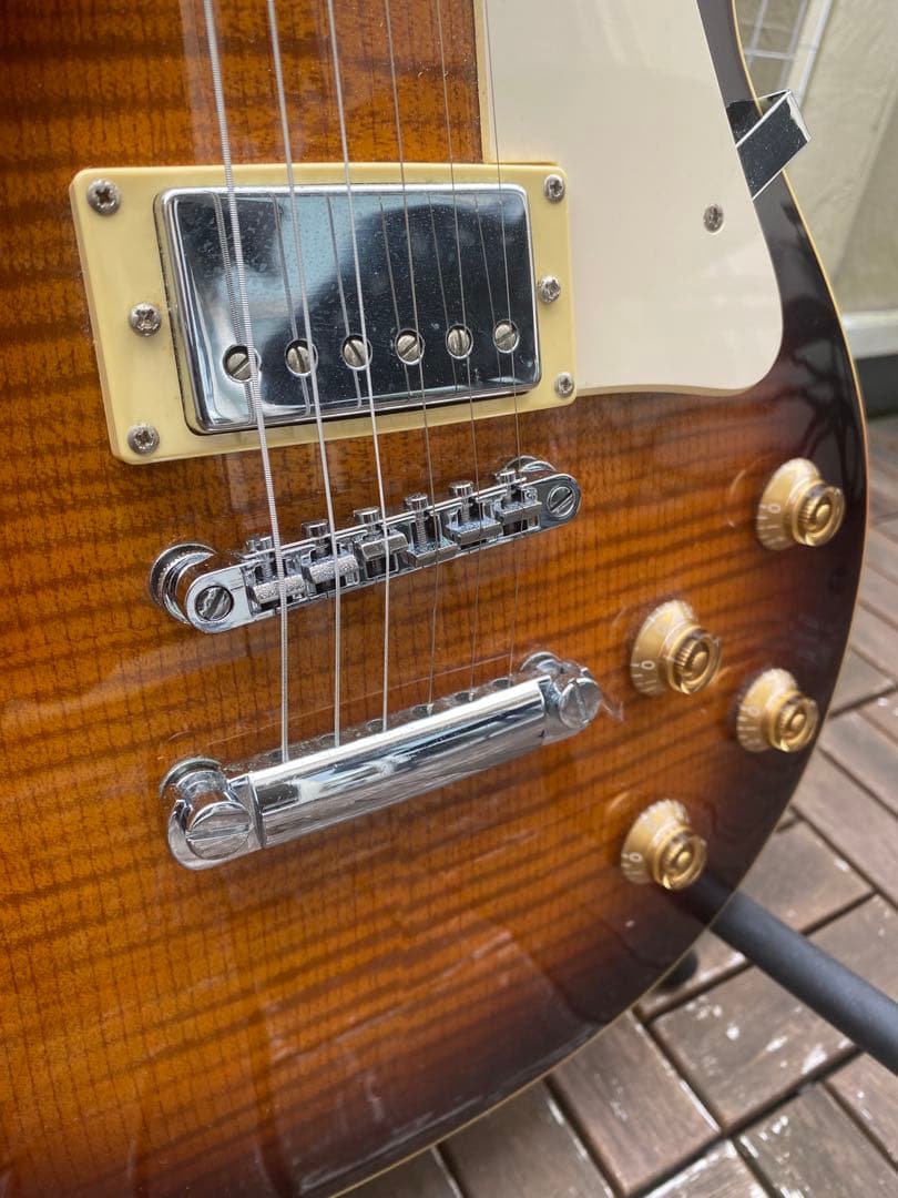 Silvertone(シルバートーン)