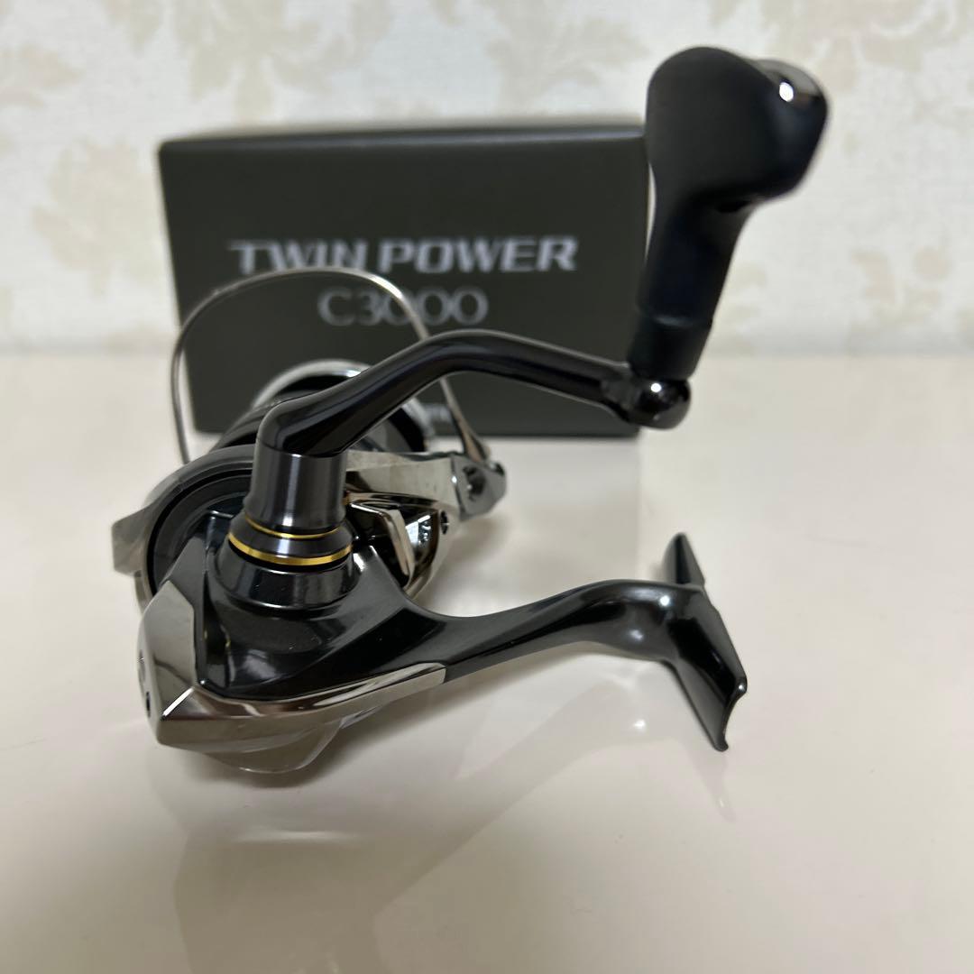 リール SHIMANO 24TWIN POWER C3000