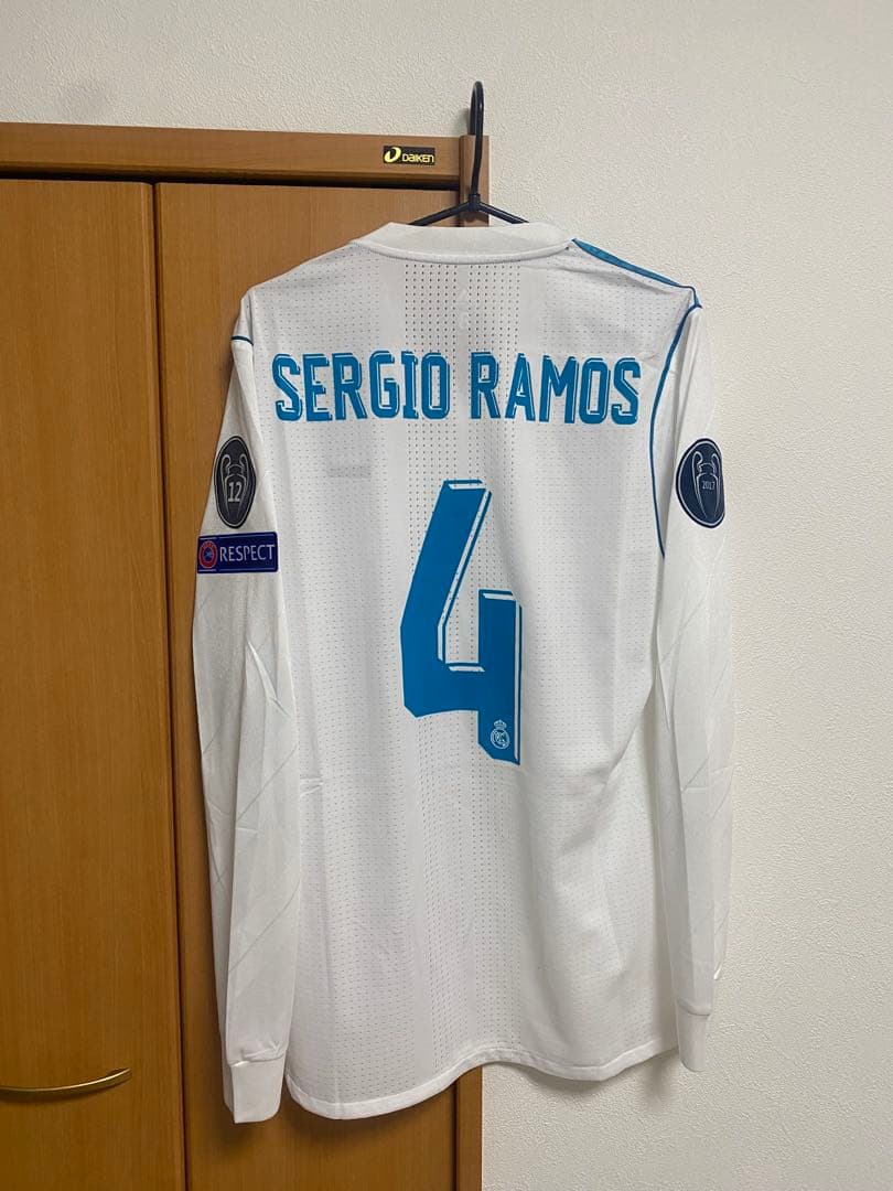 新品17-18 セルヒオ・ラモス Ramos レアル・マドリード 長袖 4番