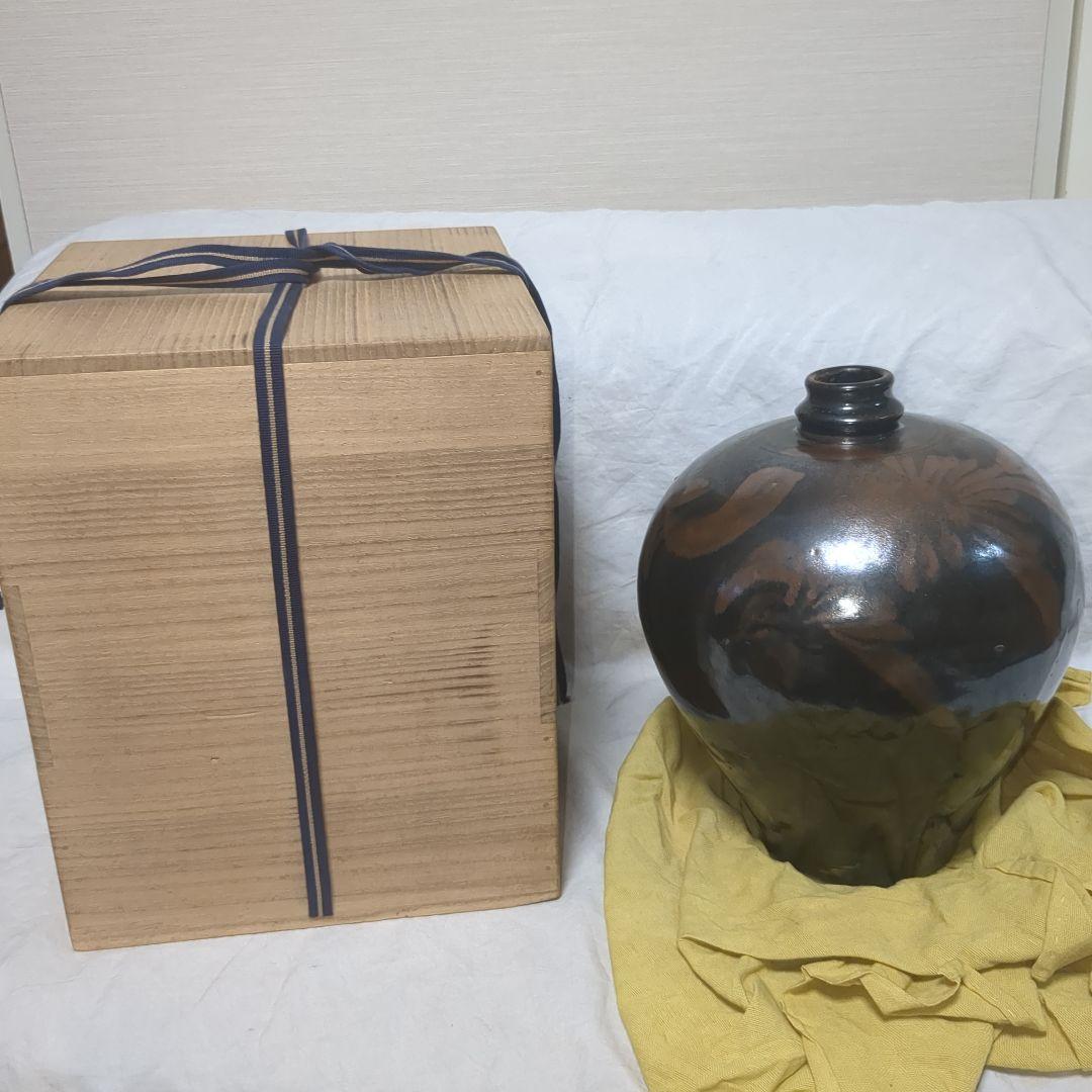 詳細不明　専用木箱付き　花瓶　高さ26cm 陶磁器