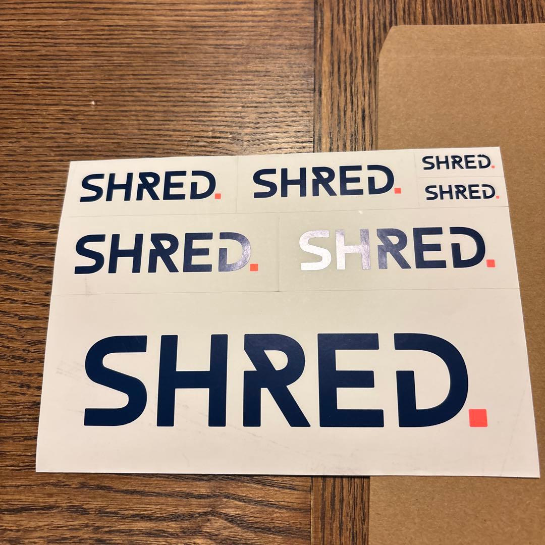 mini SHRED. ヘルメット 青