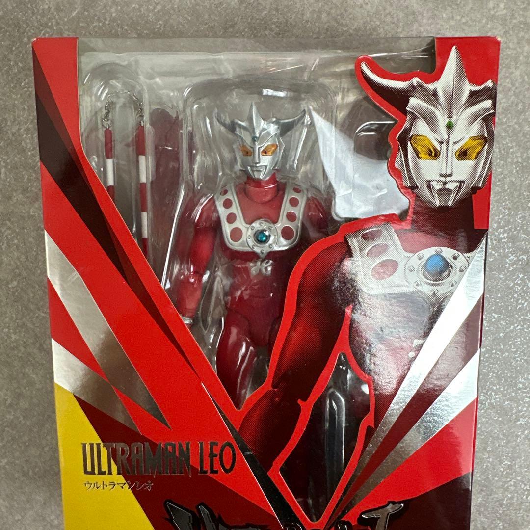 ★未開封★ ULTRAMAN LEO ウルトラマンレオ BANDAI フィギア
