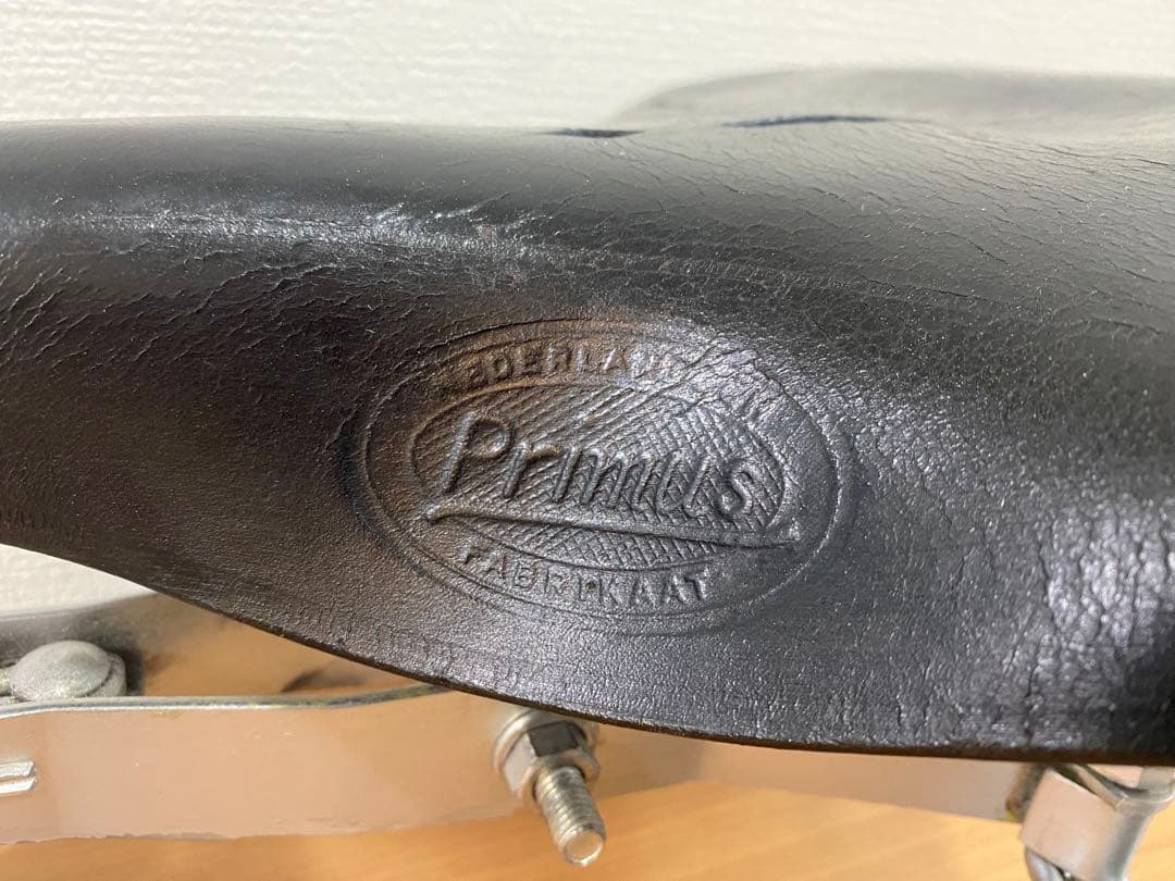 自転車　オランダ製　レザーサドル　Lepper Primus