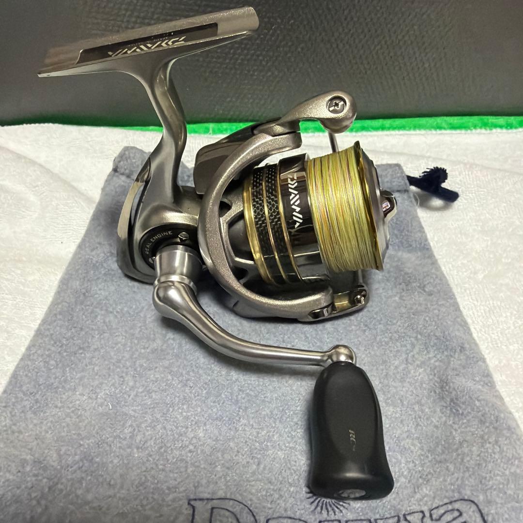DAIWA LUVIAS 2506Hスピニングリール RCS2508PEスプール