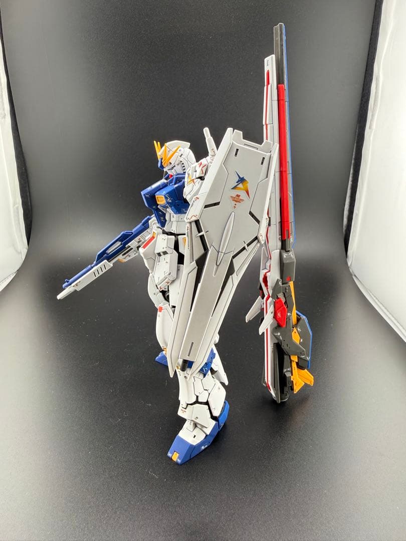 RX-93ff νガンダムRG ガンプラ