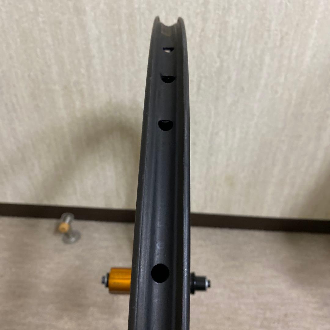 中華カーボンホイール前後45mmリムブレーキ