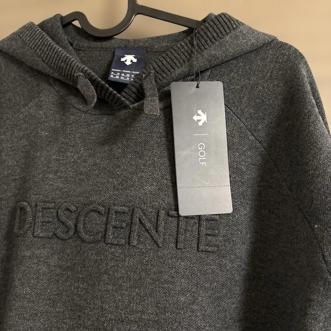 2025今期タグ付き新品DESCENTE ゴルフ フード付きセーター