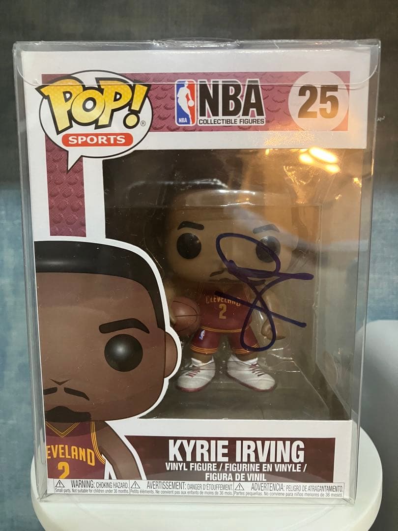 Kyrie Irving funko pop PSAサイン入り