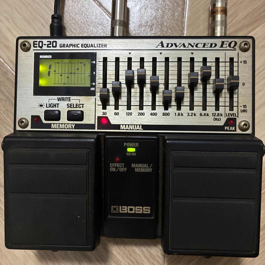 BOSS EQ-20 グラフィックイコライザーエフェクター