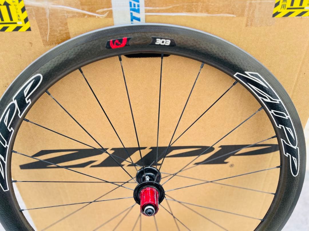 ZIPP 303 カーボン　700C エアロホイール