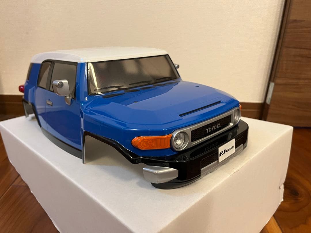 TOYOTA FJ CRUISER ラジコン1/10 TAMIYA CC-01
