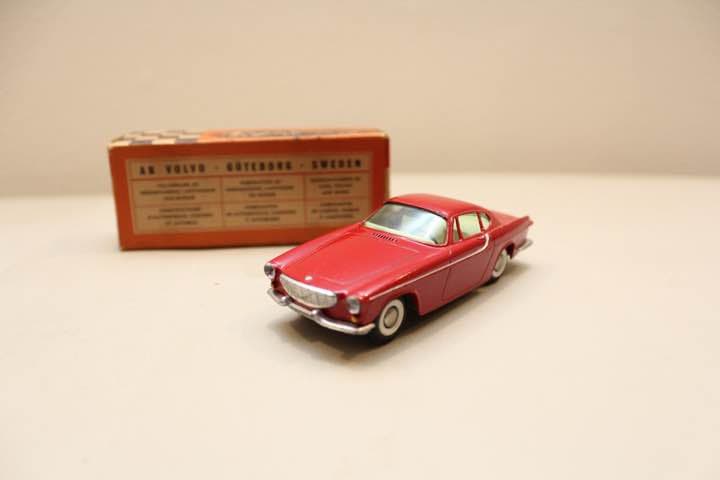 Tekno VOLVO P1800 ビンテージミニカー