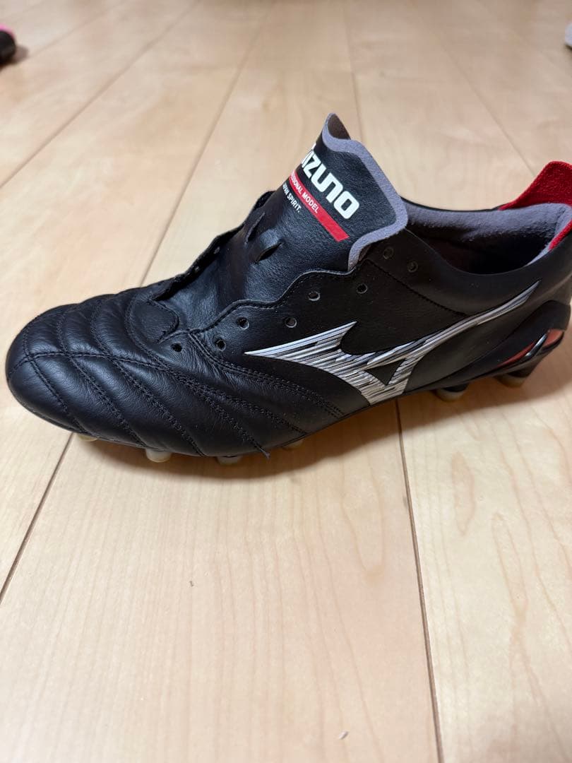 MIZUNO MORELIA NEO 4 JAPAN 25.5cm 黒×白