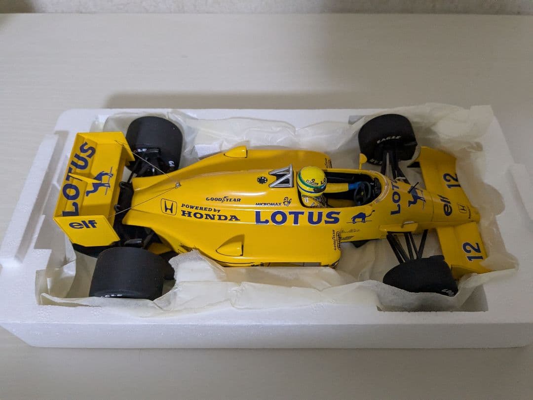 F1 MINICHAMPS 1/18 ロータスホンダ99T アイルトン・セナ