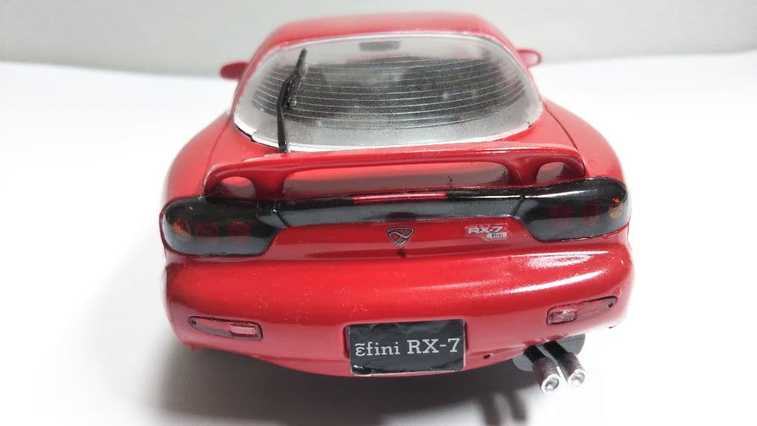 1/24スケール、アンフィニRX-7完成品