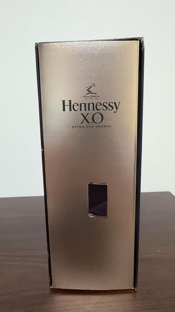 Hennessy X.O コニャック 700ml 箱付き　ブランデー　未開封